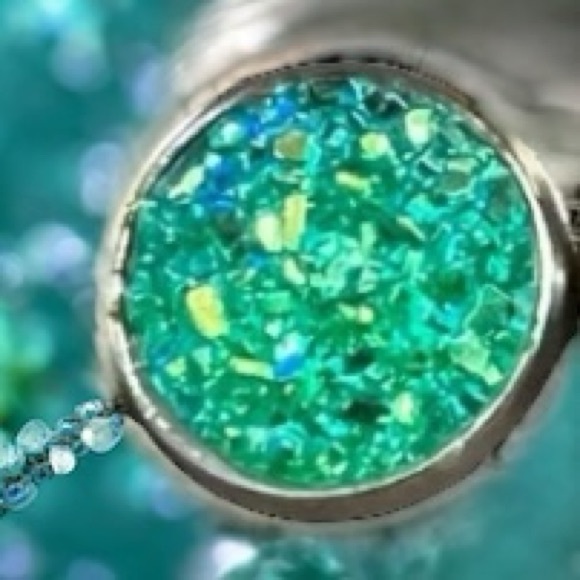 Tucson Gem & Minerals | Jewelry | Druzy Deal Of The Day Lime | Poshmark